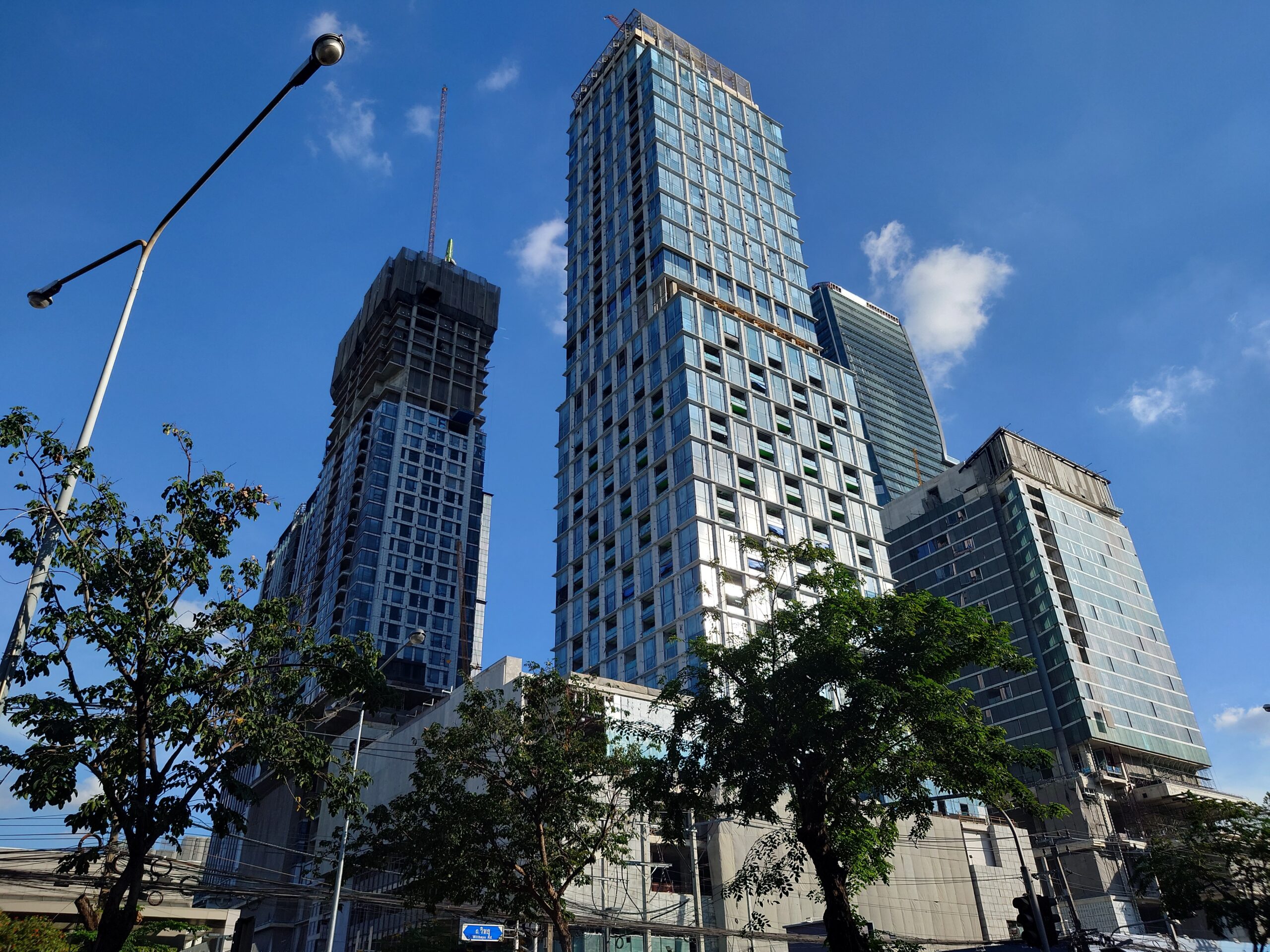 ONE 89 WIRELESS / One Bangkok | プーケット不動産投資-ヨシダ不動産